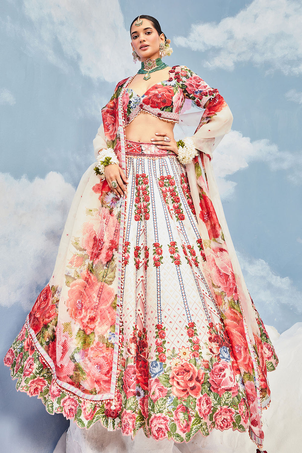 Couture Dresses Couture Gowns And Dresses Gazal Gupta